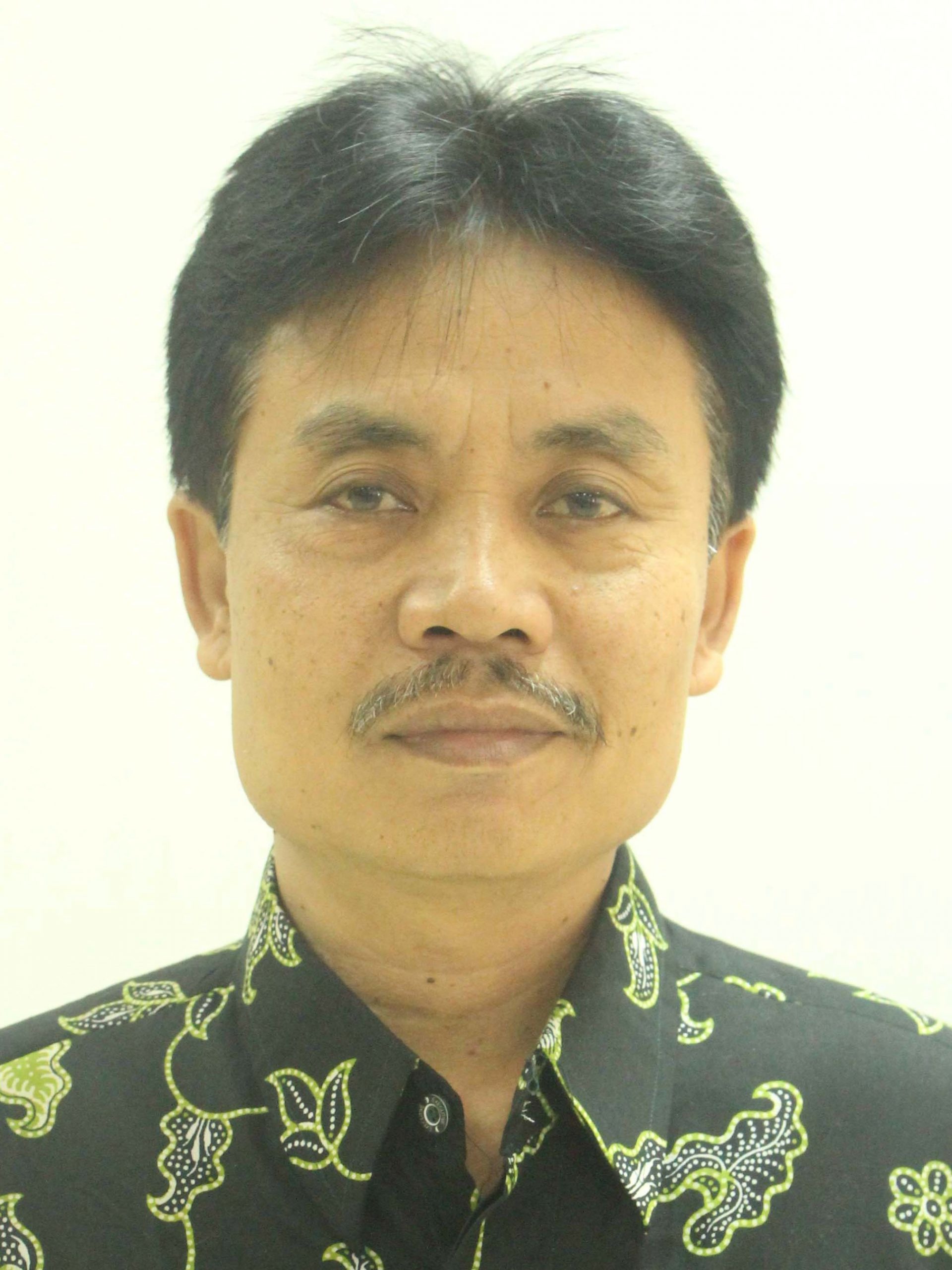 Staf Marketing dan Registrasi - UT Purwokerto