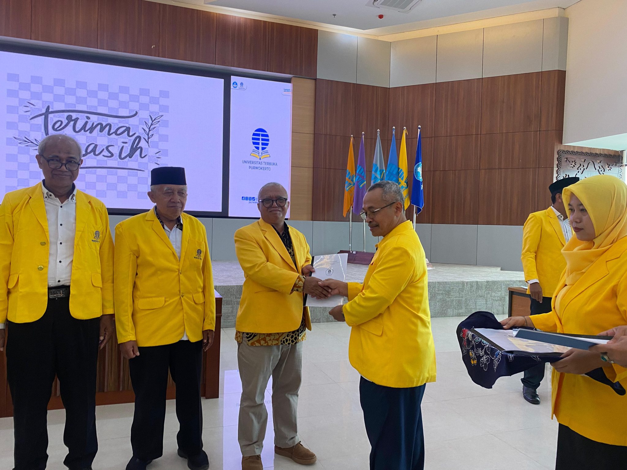 Musyawarah Wilayah IKA UT Purwokerto 2025: Sinergi Alumni untuk Kemajuan Universitas Terbuka ...